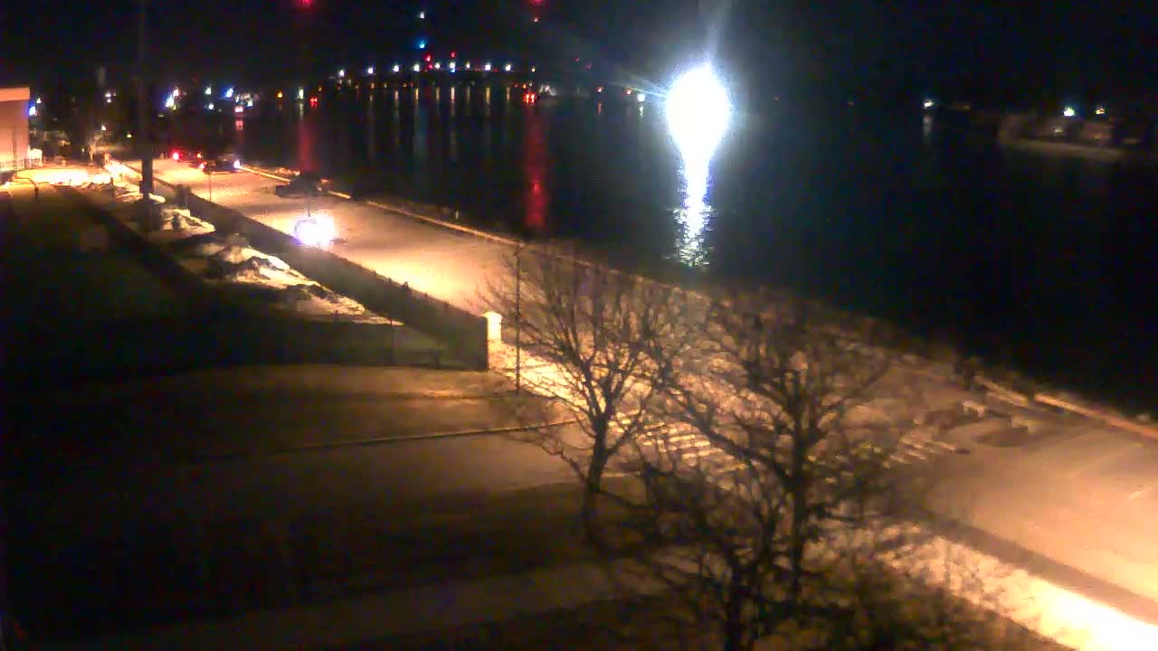 Cape Cod Canal & Railroad Bridge Live Cam - Bourne, Barnstable ...