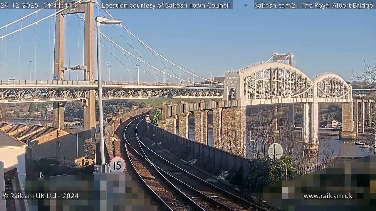 Saltash, The Royal Albert Railway Bridge & Tamar Bridge / River Live ...