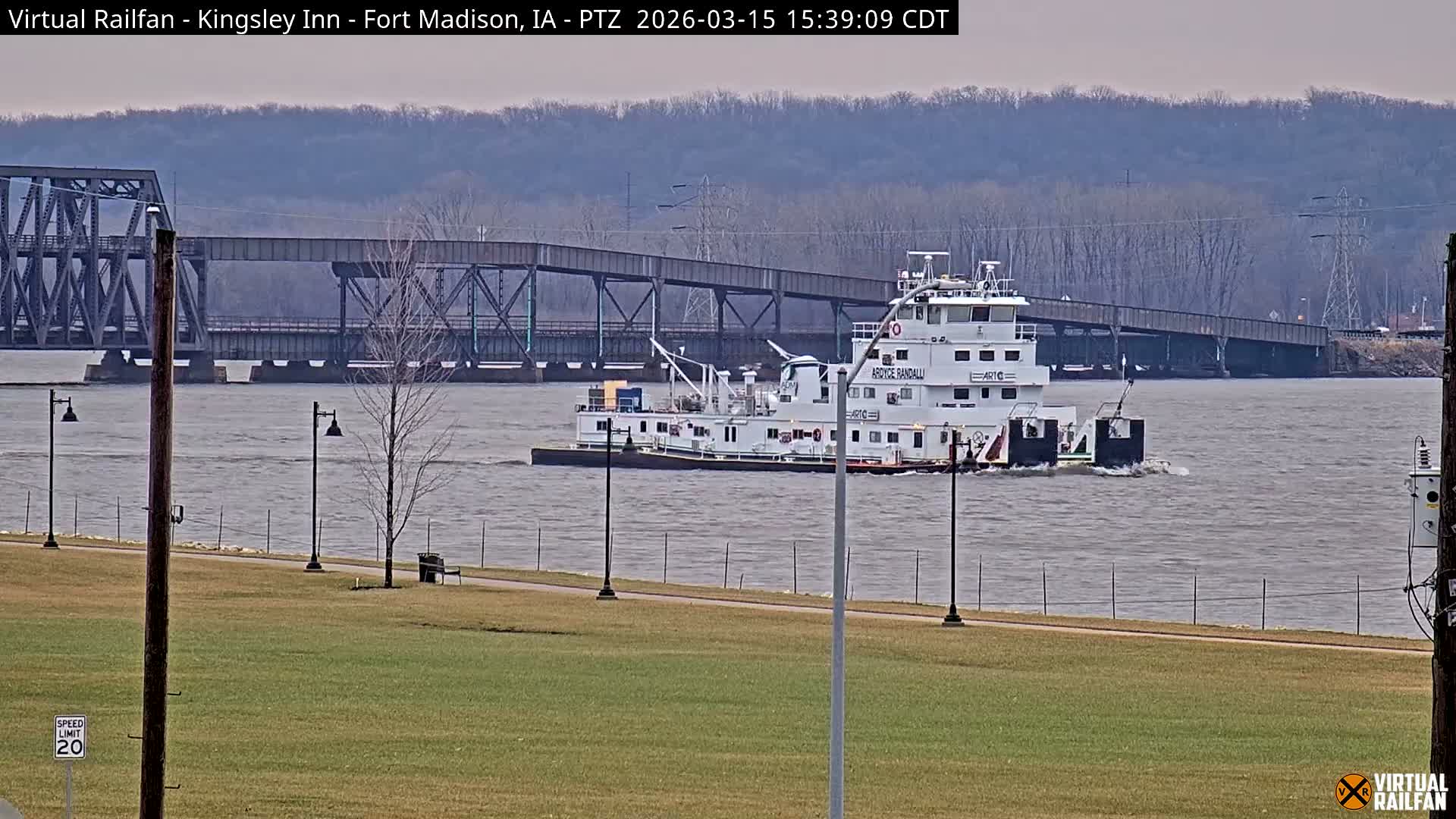 Fort Madison Bridge & Mississippi River & Fort Madison Train Amtrak ...