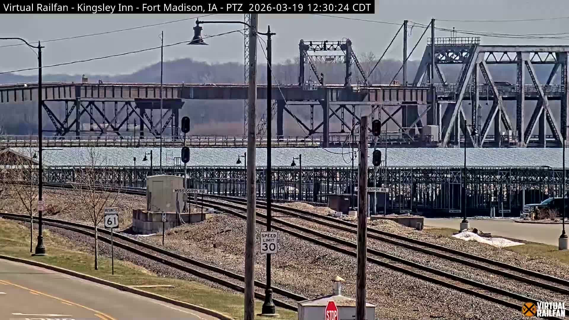 Fort Madison Bridge & Mississippi River & Fort Madison Train Amtrak ...