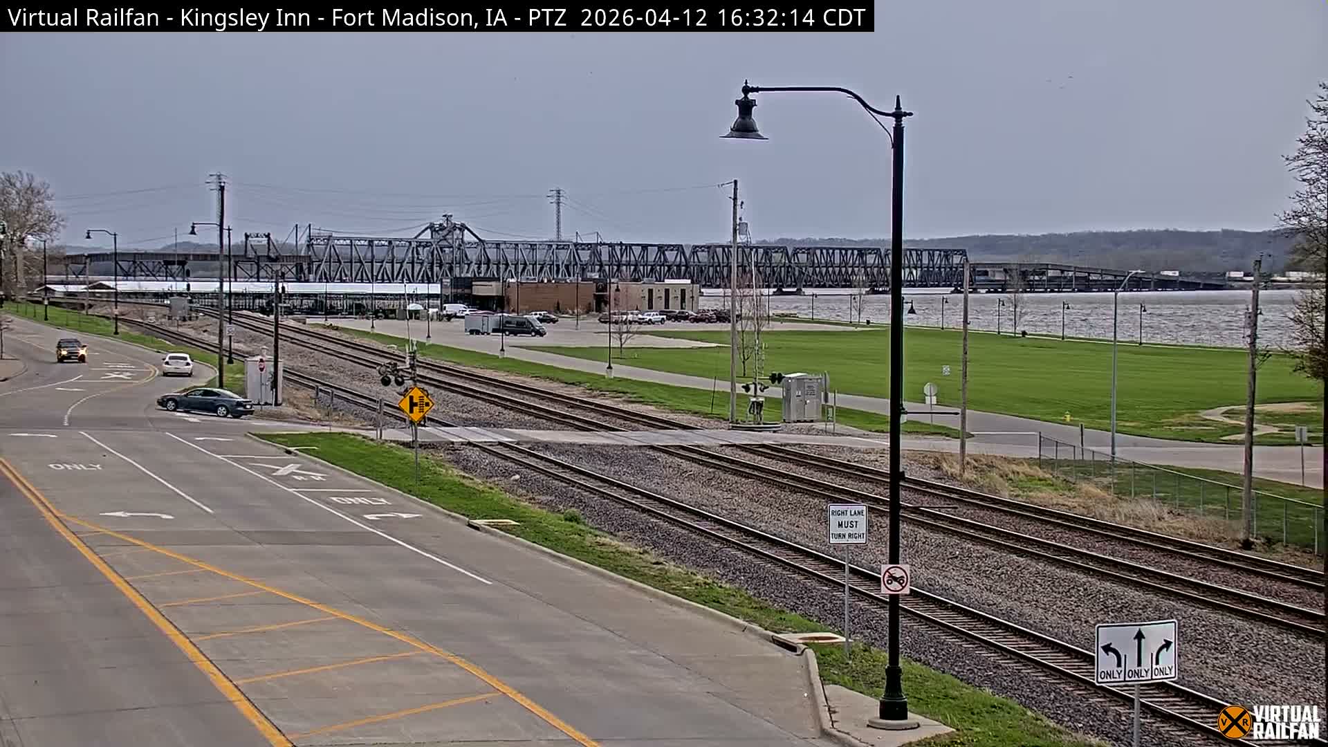 Fort Madison Bridge & Mississippi River & Fort Madison Train Amtrak ...