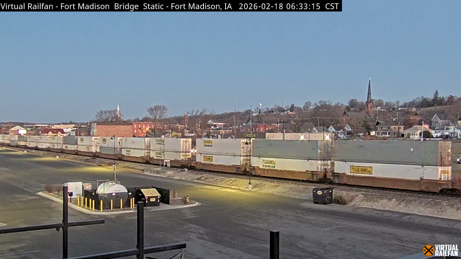 Fort Madison Railroad Crossing Live Cam - Fort Madison, Lee, Iowa, USA ...