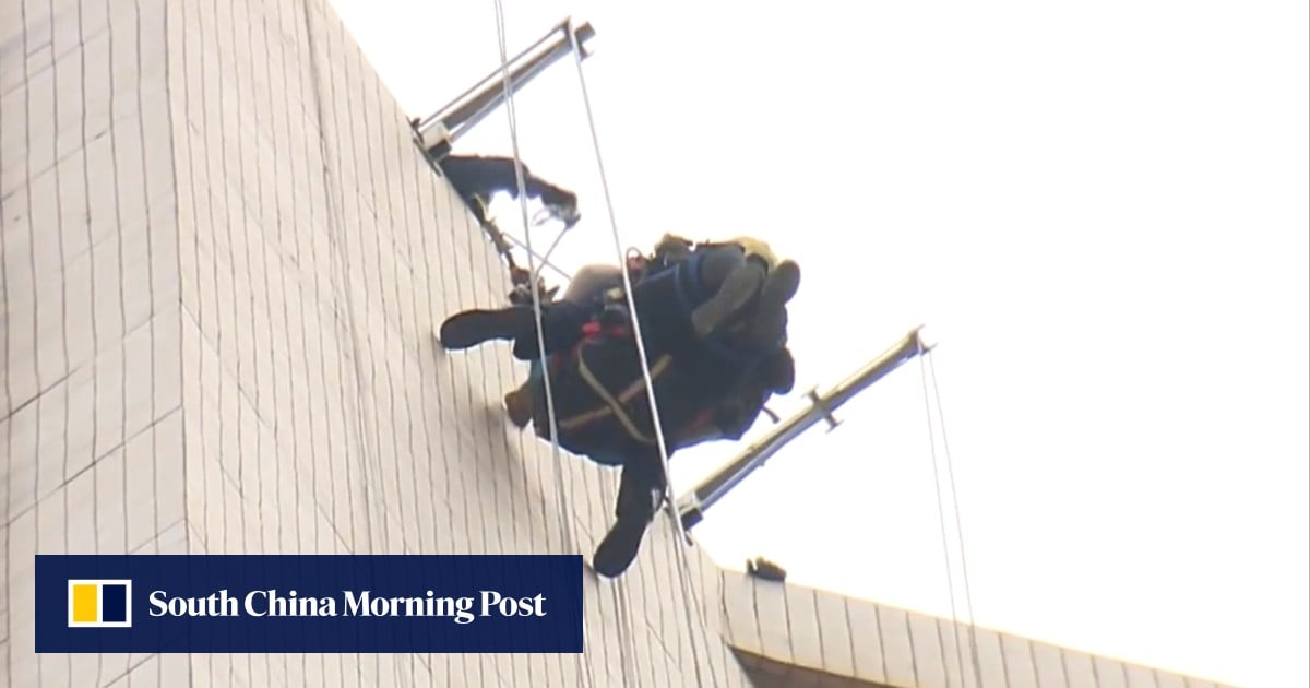 Hong Kong High-Rise Rescue: Firefighters Abseil to Save Workers Trapped ...