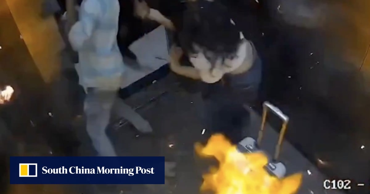 Gas Balloons Explosion In Mumbai Lift - India News | SCMP