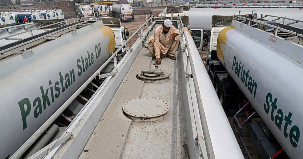 Surge in Oil Prices Shakes Pakistan’s Economy