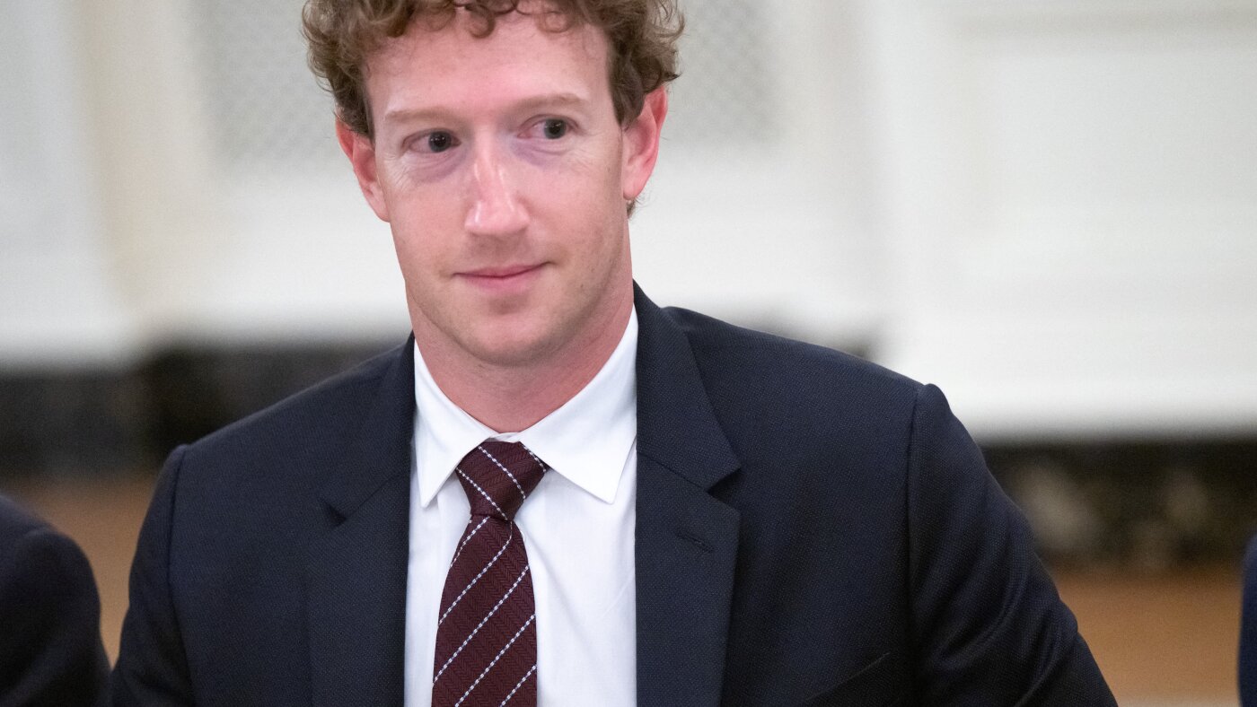Mark Zuckerberg testifies in major social media lawsuit as top DHS ...